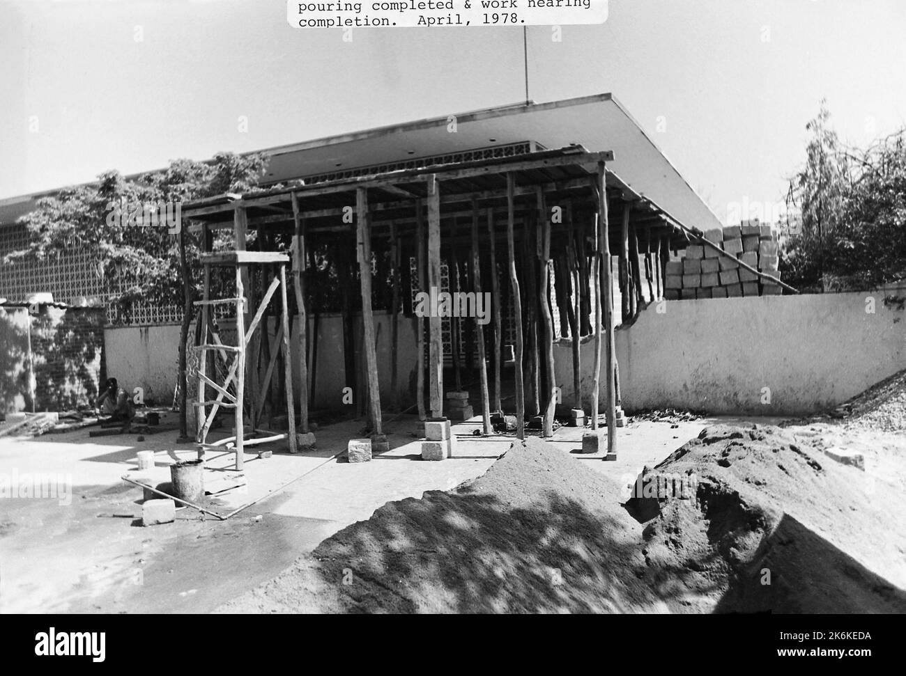 New Delhi - Annex Office Building - 1978, United States photographs ...