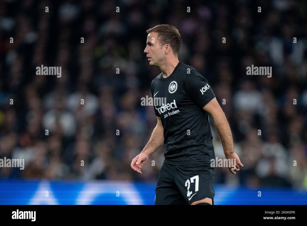LONDON, ENGLAND - OCTOBER 12: Mario Gotze of Eintracht Frankfurt during ...
