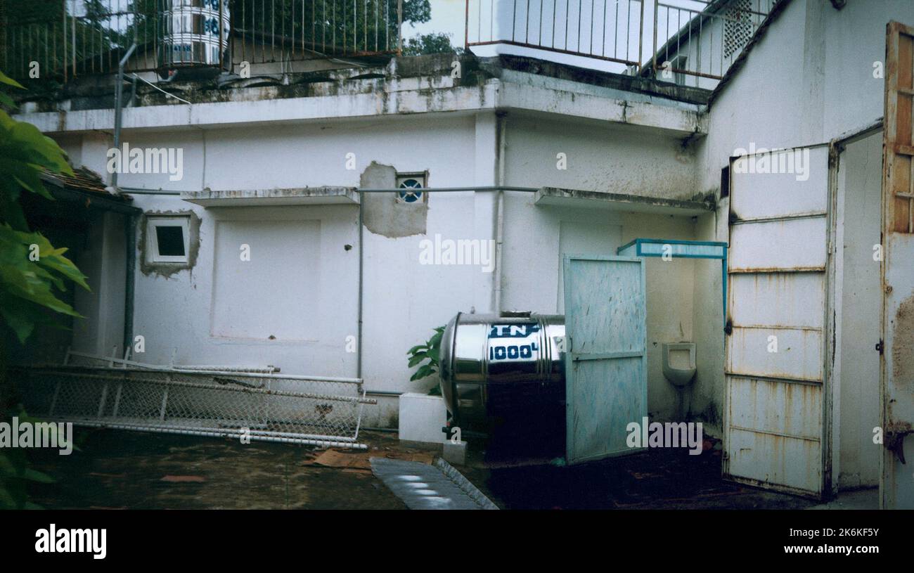 Ho Chi Minh City - Annex Office Building - 1995, United States ...