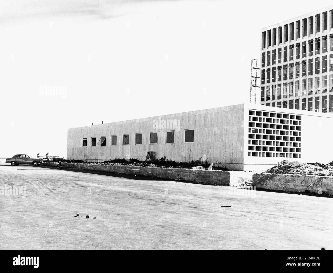 Havana - Chancery Office Building - 1952, United States photographs ...