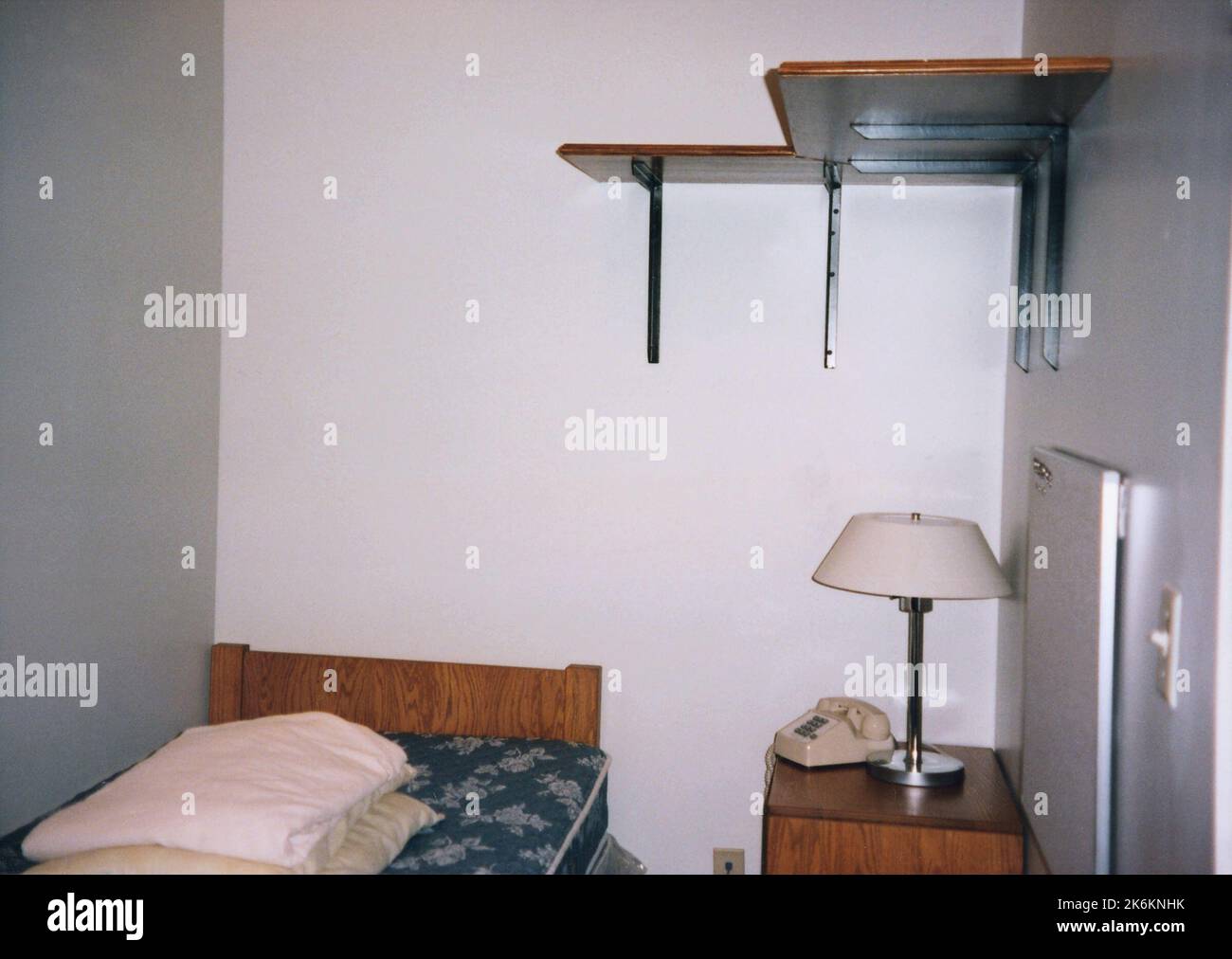 Kuwait - Marine Security Guard Residence - 1996, United States ...