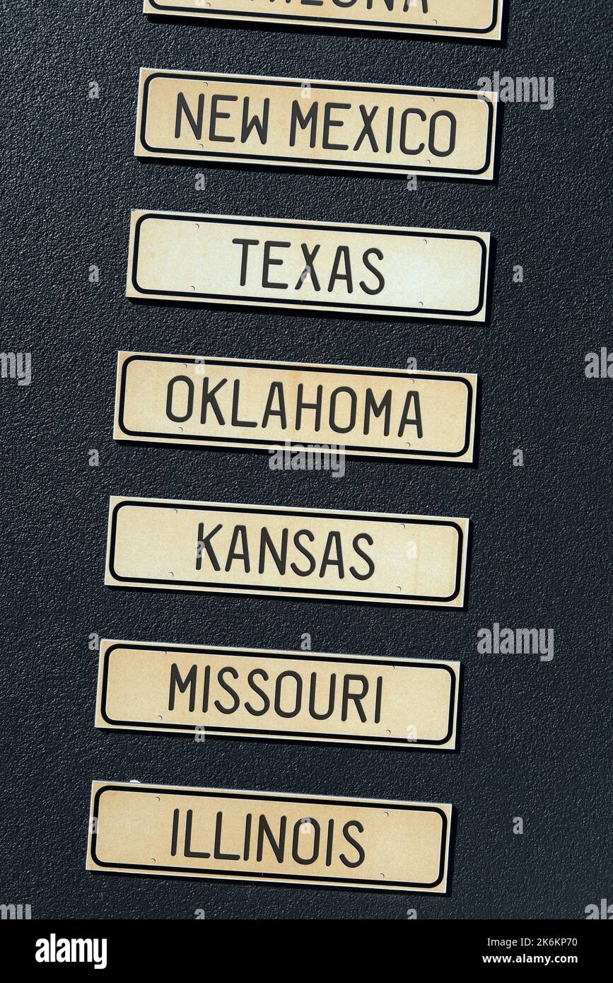 decorative signs naming various states of the USA Stock Photo - Alamy
