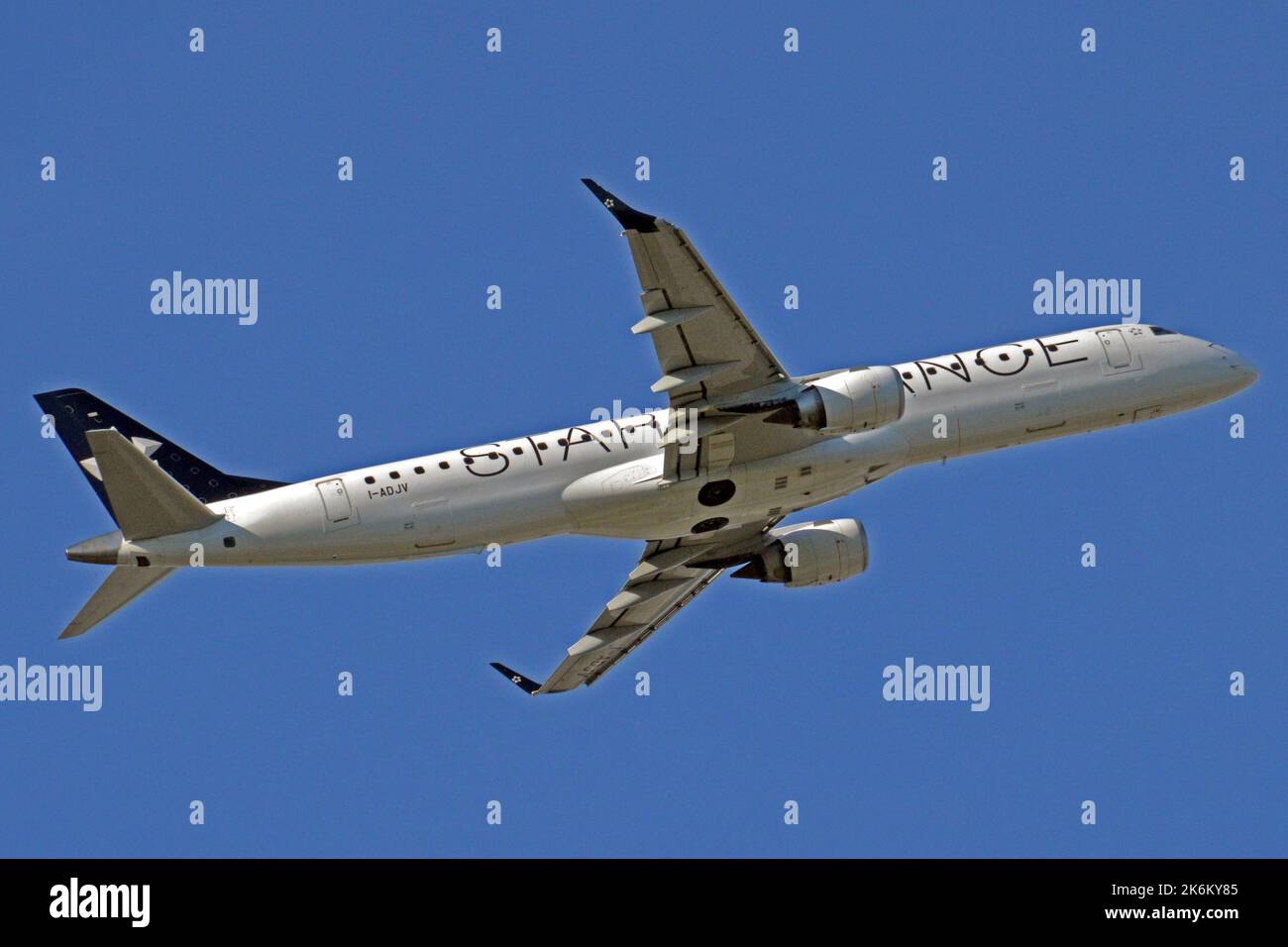 Germany, Bavaria, Munich: I-ADJV Embraer ERJ-190-200LR (c/n 19000308 ...