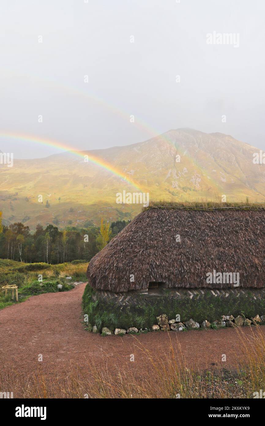 Turf house glencoe hi-res stock photography and images - Alamy