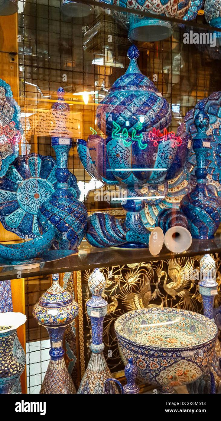 handicrafts in shopping store in isfahan, iran Stock Photo - Alamy