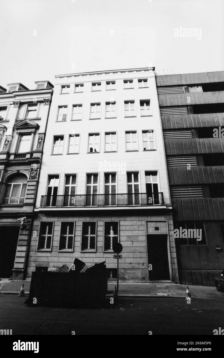 1990 annex Black and White Stock Photos & Images - Alamy