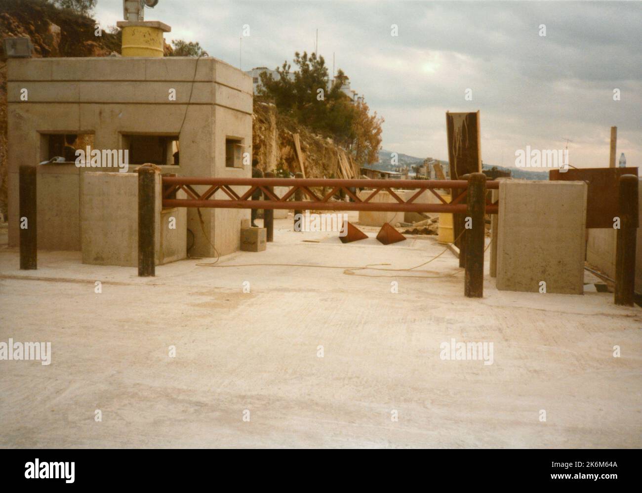 Beirut - Annex Office Building - 1985, United States photographs ...