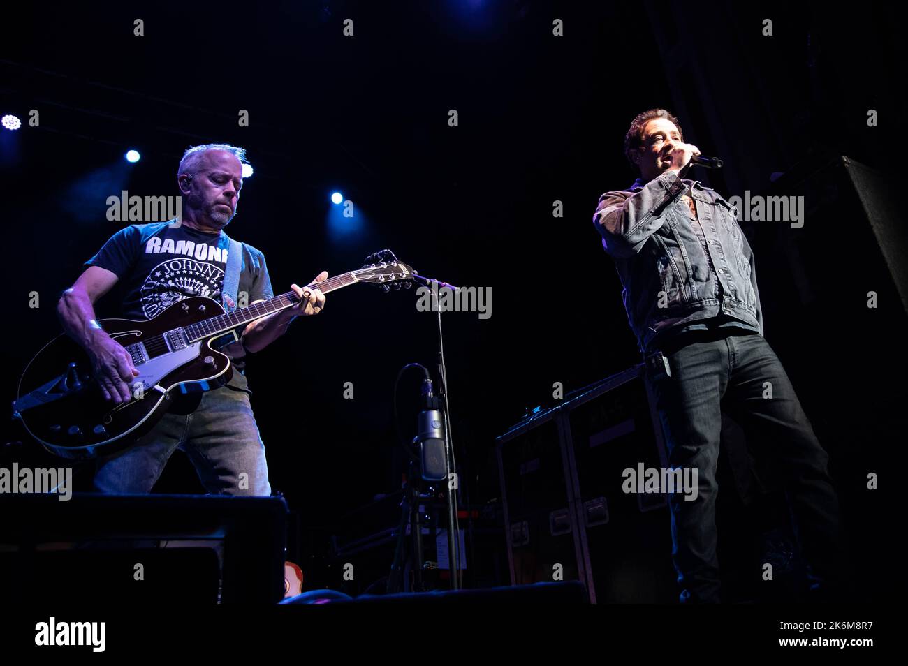 Photographs of Counting Crows performing at the o2 Academy in Glasgow ...