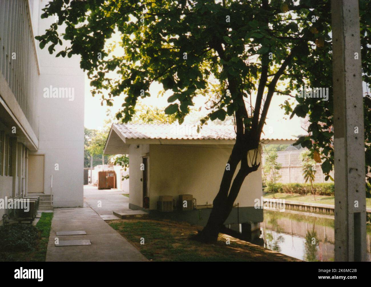 Bangkok - Annex Office Building - 1992, United States photographs ...