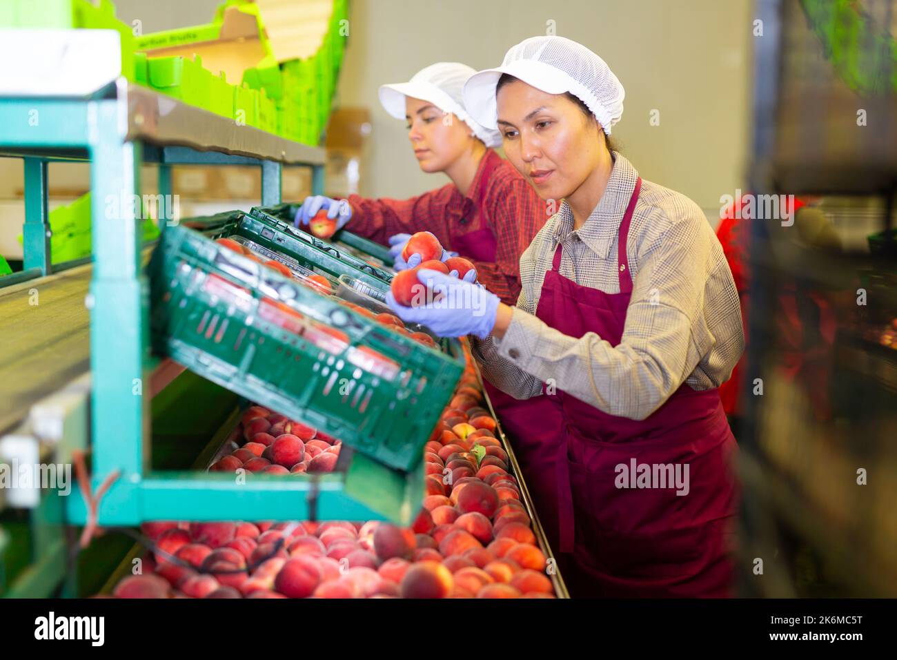 Concentrated line hi-res stock photography and images - Alamy