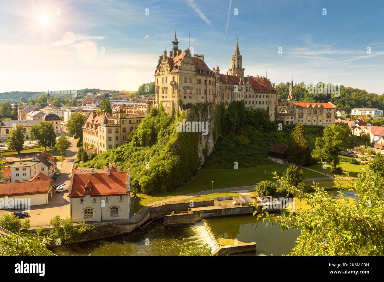 Mansion city top view hi-res stock photography and images - Alamy