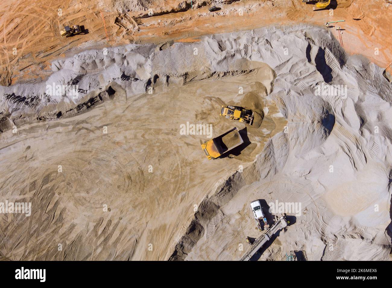 Gravel pit operations hi-res stock photography and images - Alamy