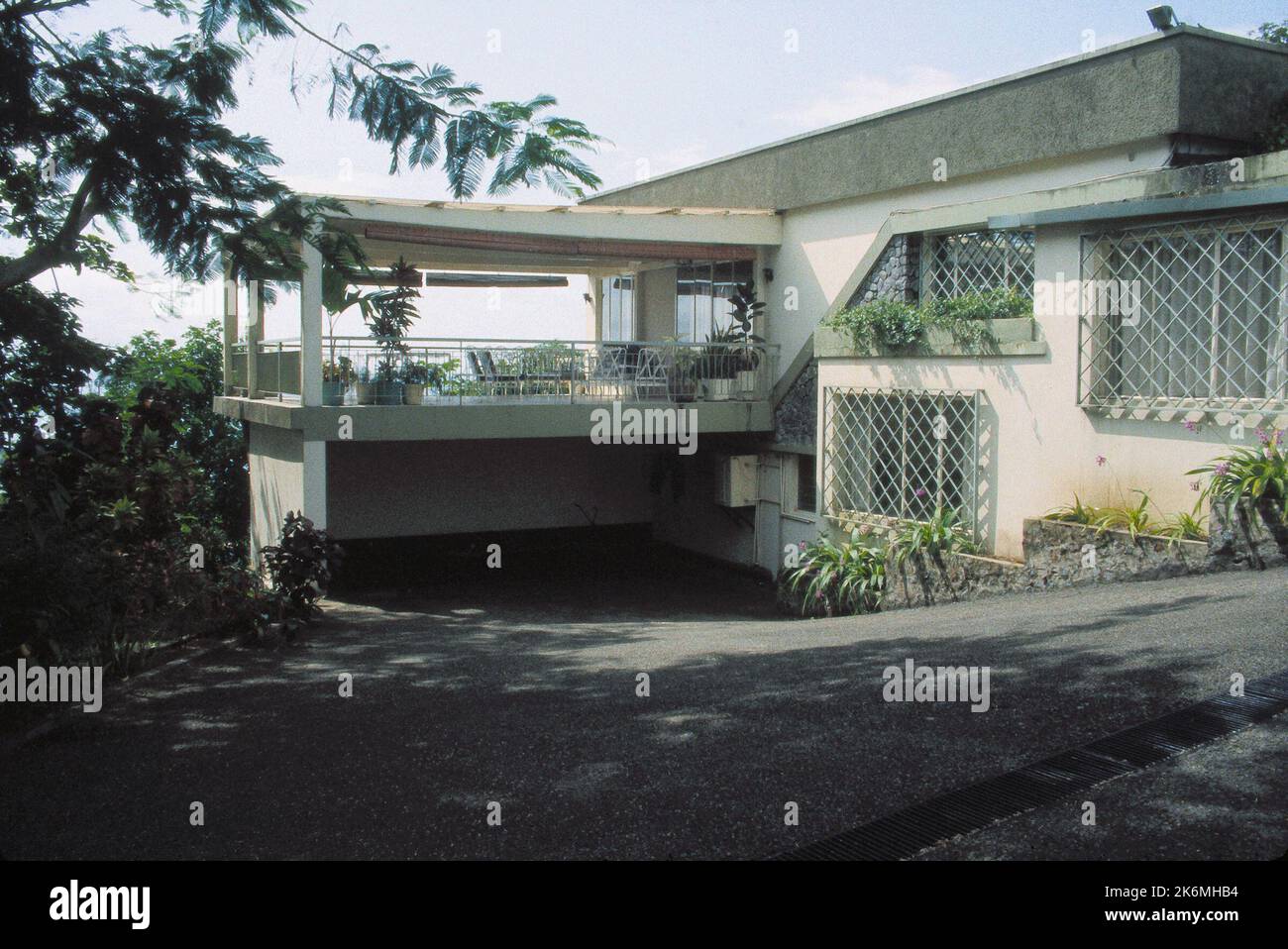 Freetown - Chancery Office Building - 1983, United States photographs ...