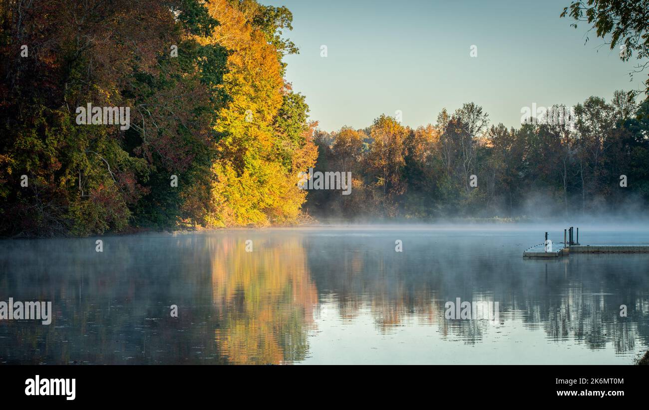 Matt lake hi-res stock photography and images - Alamy