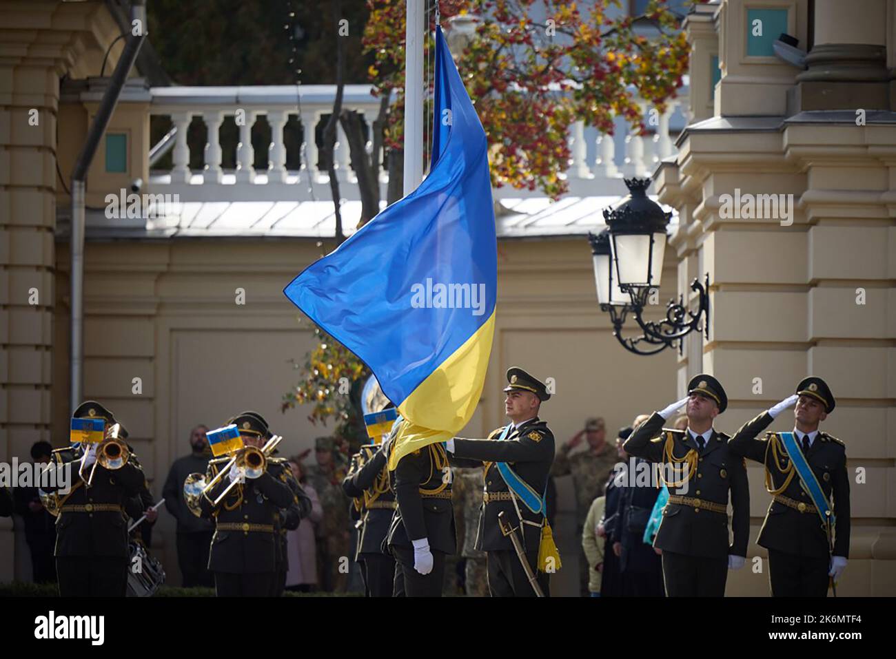 Kyiv, Ukraine. 14th Oct, 2022. Ukrainian servicemen attend the ceremony ...