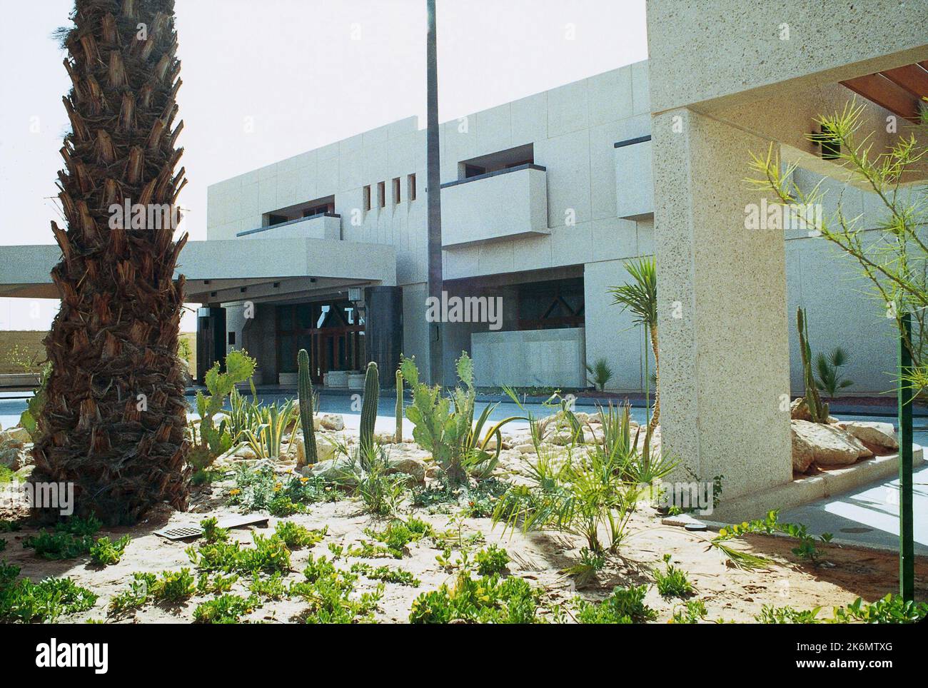 Riyadh - Embassy Mission Residence - 1990, United States photographs ...