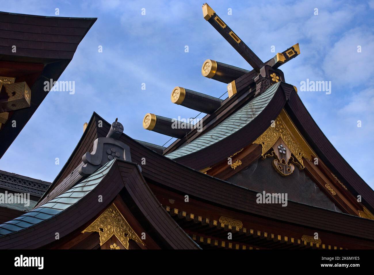 Detail japanese roof hi-res stock photography and images - Alamy