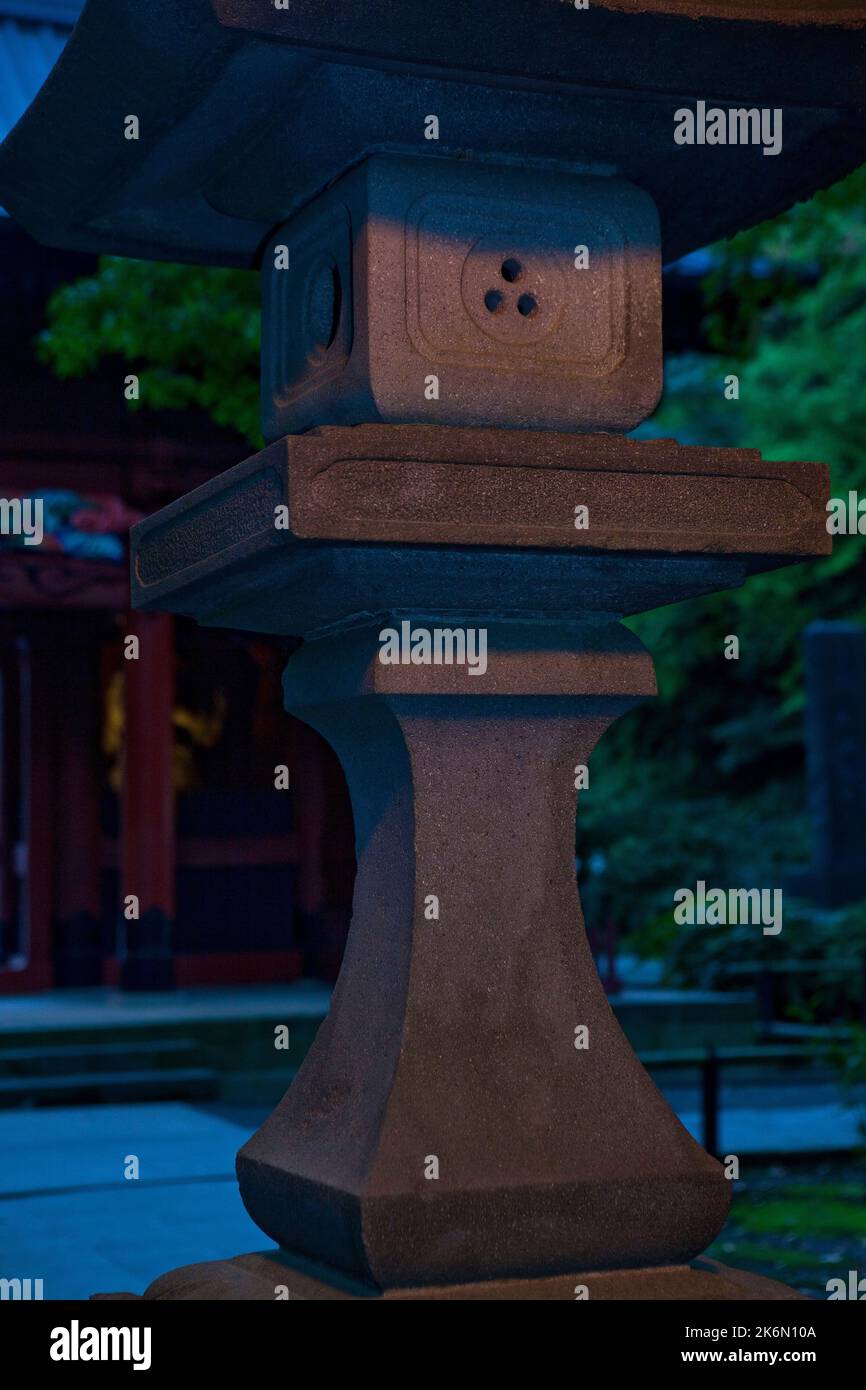 Stone lantern Myohon-Ji Temple evening Kamakura Japan Stock Photo - Alamy