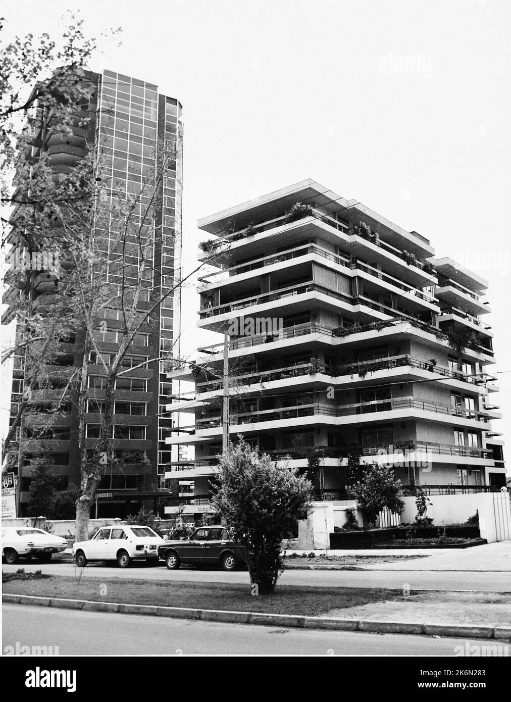 Chilean consulate Black and White Stock Photos & Images - Alamy