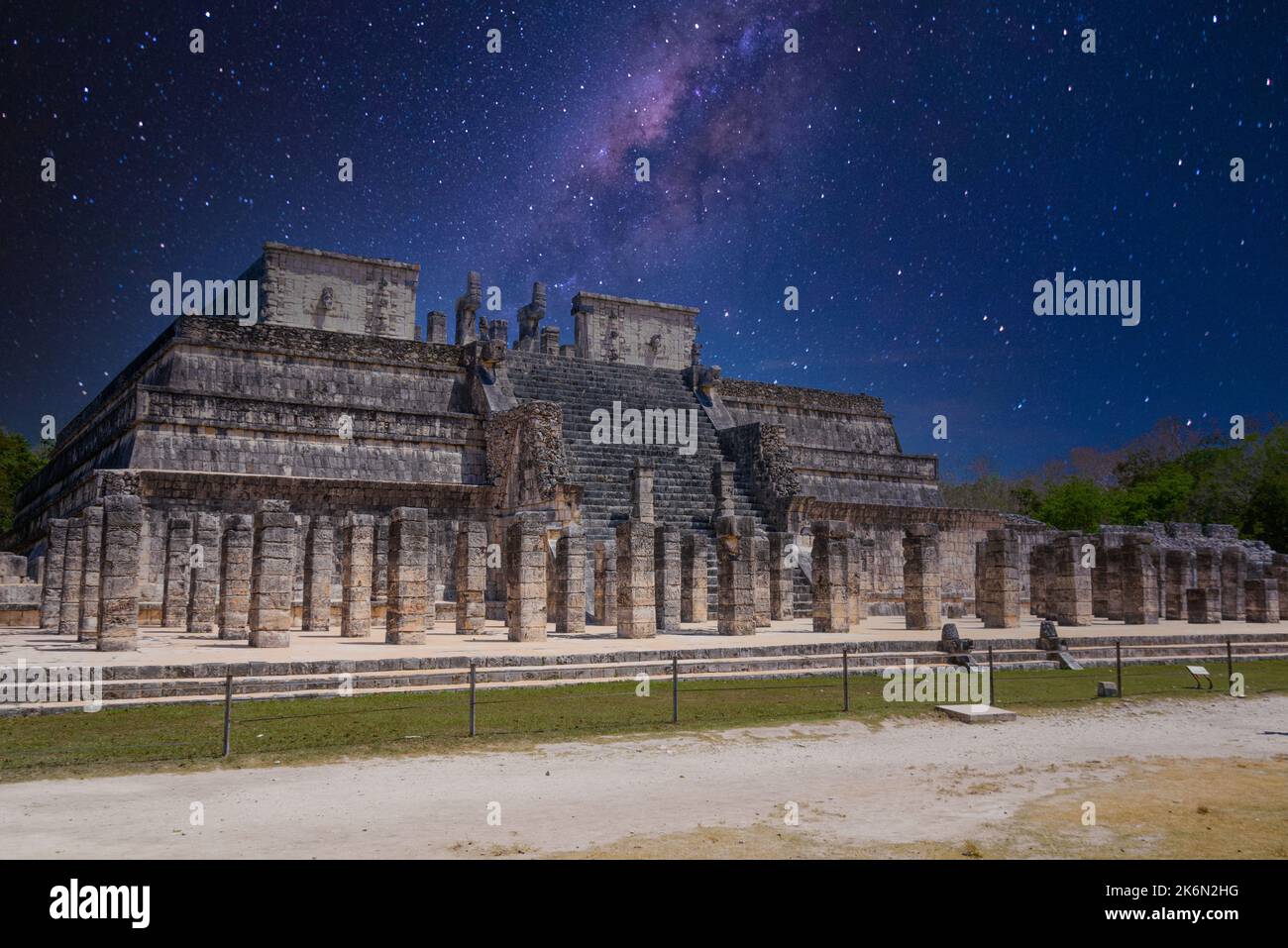 Temple of the Warriors in Chichen Itza, Quintana Roo, Mexico. Mayan ...