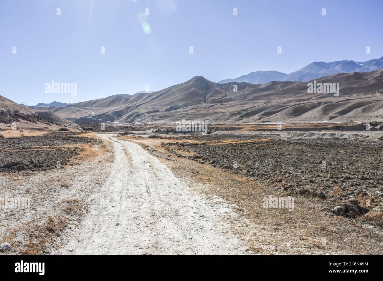Beautiful mountains in the Himalayas, Upper Mustang, Nepal, Asia, with no snow Stock Photo - Alamy