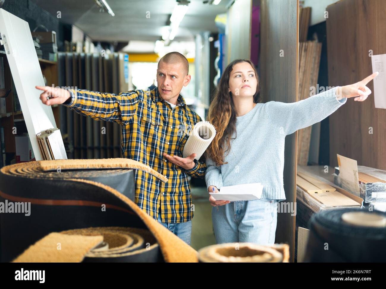 Consumer conflict hi-res stock photography and images - Alamy