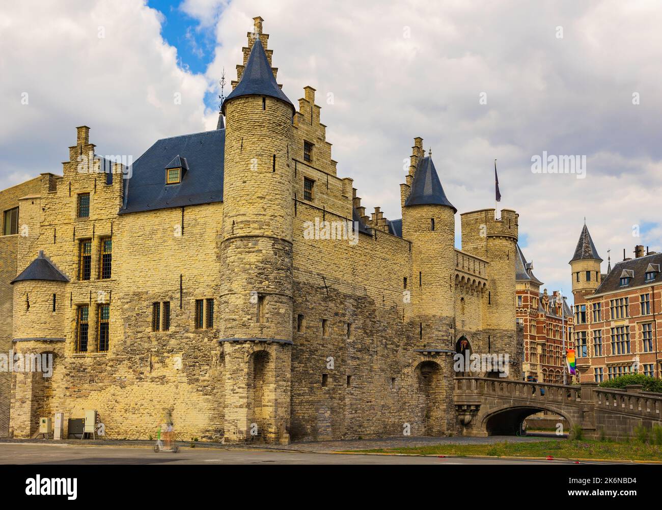Medieval castle Het Steen in Antwerp, Belgium Stock Photo - Alamy