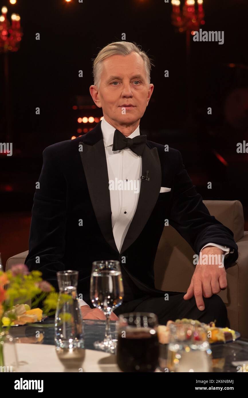 Max Raabe bei der Aufzeichnung der 'NDR Talk Show' im NDR Fernsehstudio ...