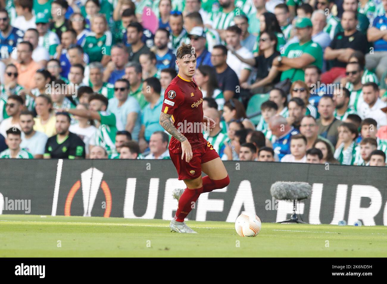Sevilla, Spain. 13th Oct, 2022. Nicola Zalewski (Roma) Football/Soccer ...