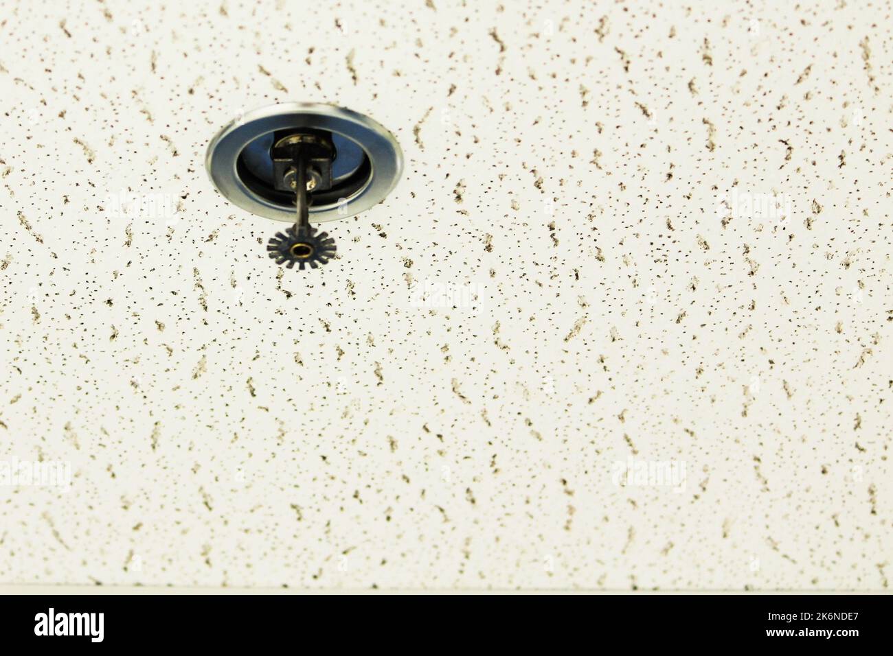 Closeup Image Of Fire Sprinkler in Ceiling Stock Photo - Alamy