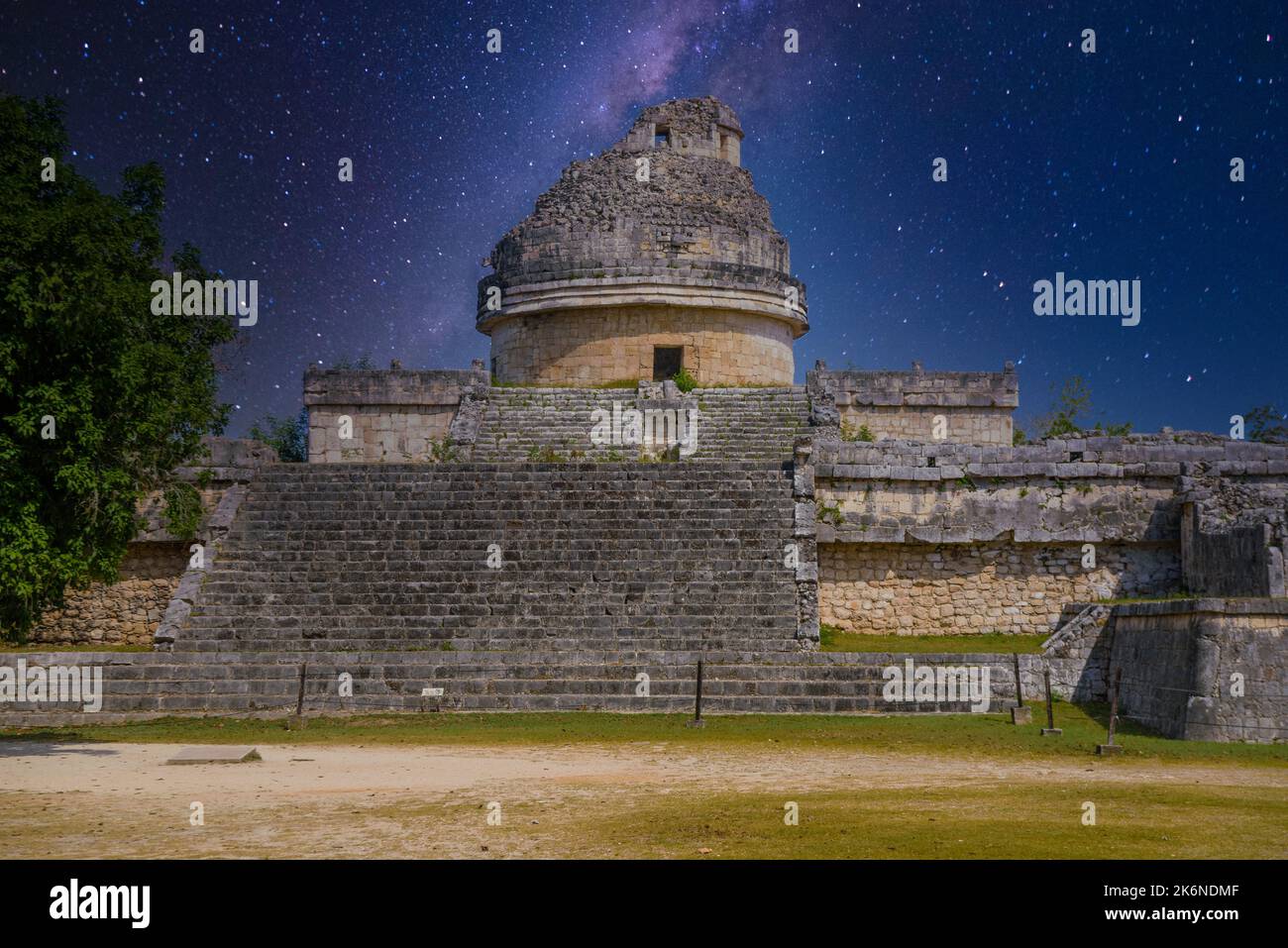 Mayan observatory stars hi-res stock photography and images - Alamy