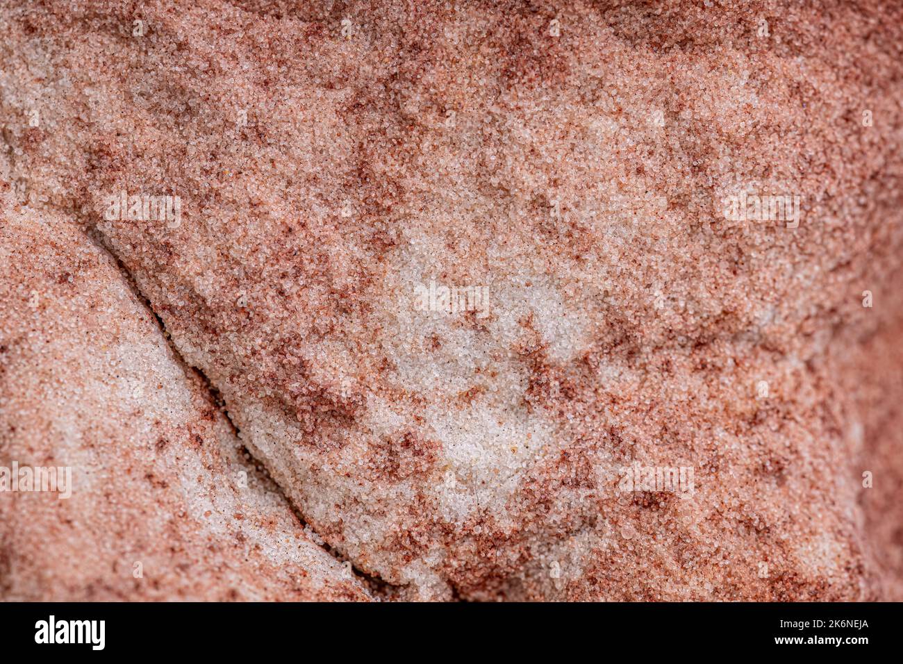 Broken rock of white quartz sandstone with iron oxide Stock Photo - Alamy