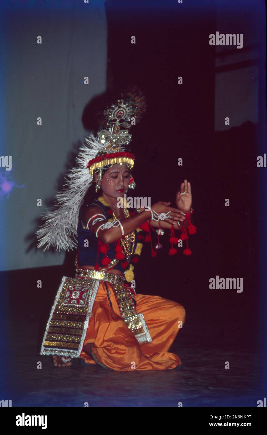 Manipuri dance hi-res stock photography and images - Alamy
