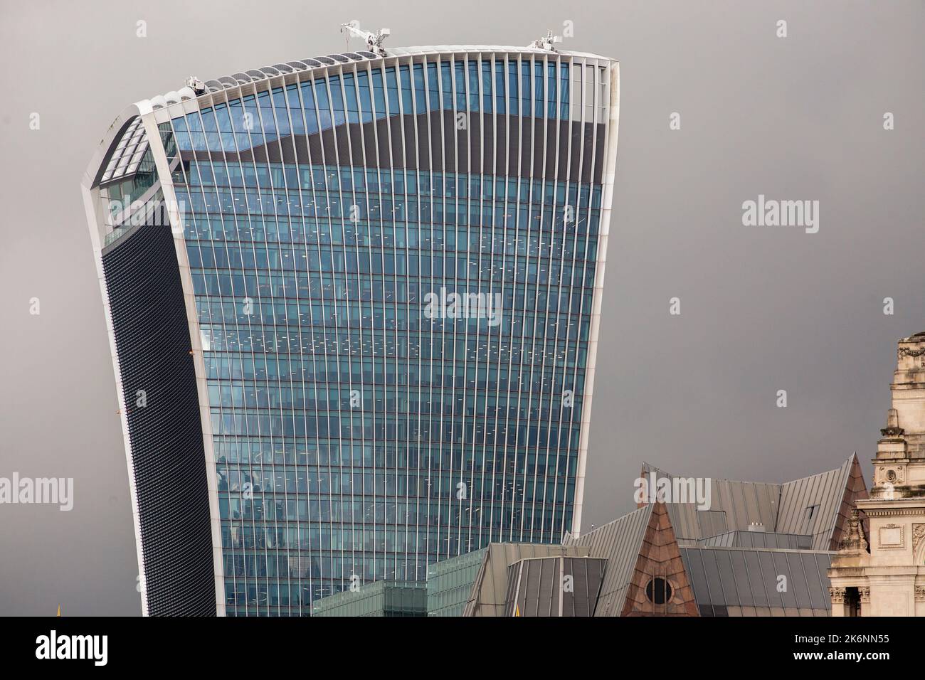20 Fenchurch Street is a commercial skyscraper in London that takes its ...
