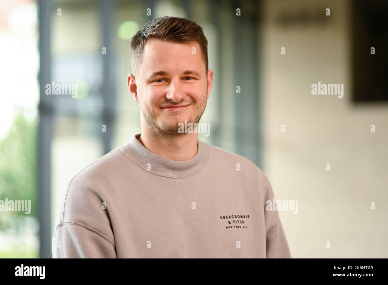 Munich, Germany. 13th Oct, 2022. The director and student at the ...