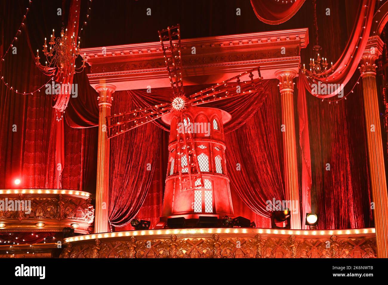 Cologne, Germany. 14th Oct, 2022. The set of "Moulin Rouge! The Musical ...