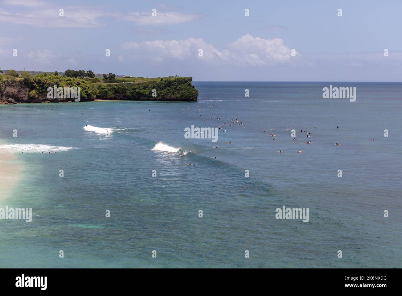View of Balangan Beach and the ocean and waves from Balangan cliff ...