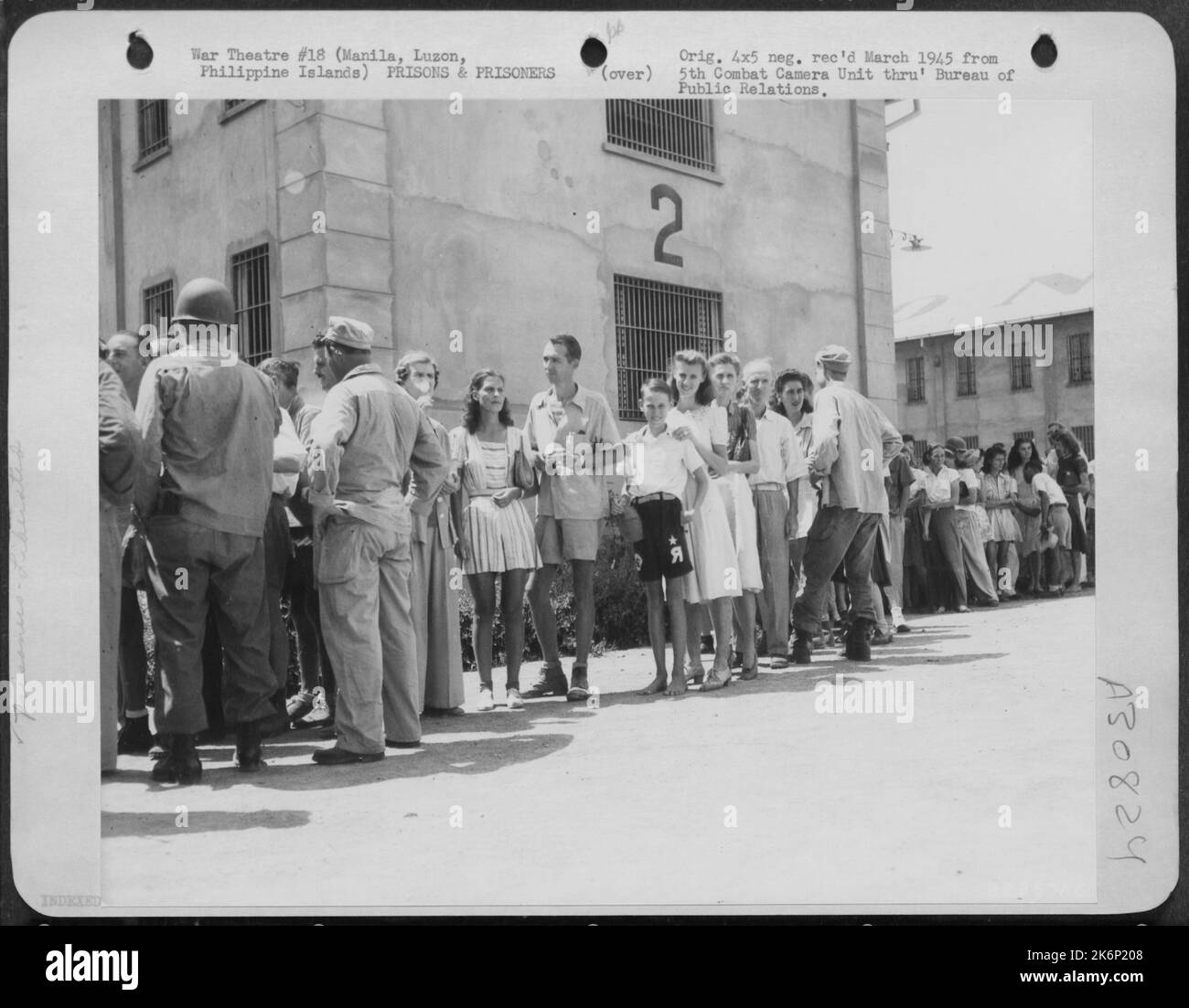 Prisoners liberated from a prison camp in Manila, Luzon, Philippine ...