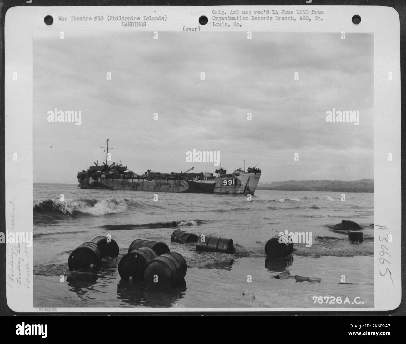 Landing ship tank hi-res stock photography and images - Alamy