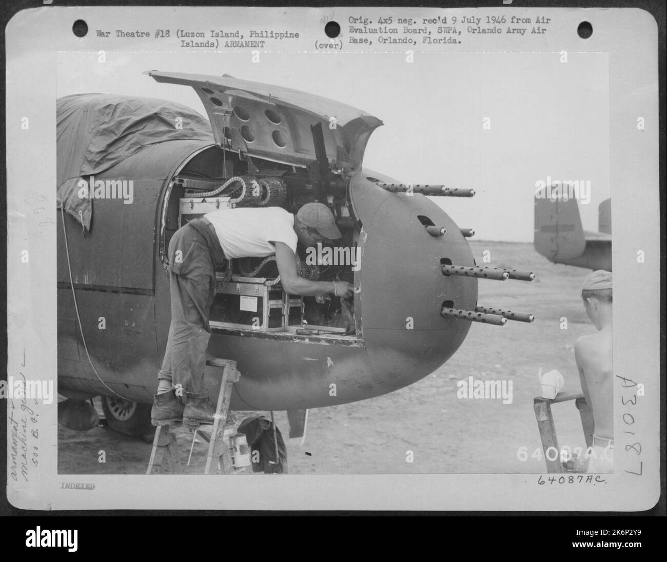 Machine guns plane Black and White Stock Photos & Images - Alamy