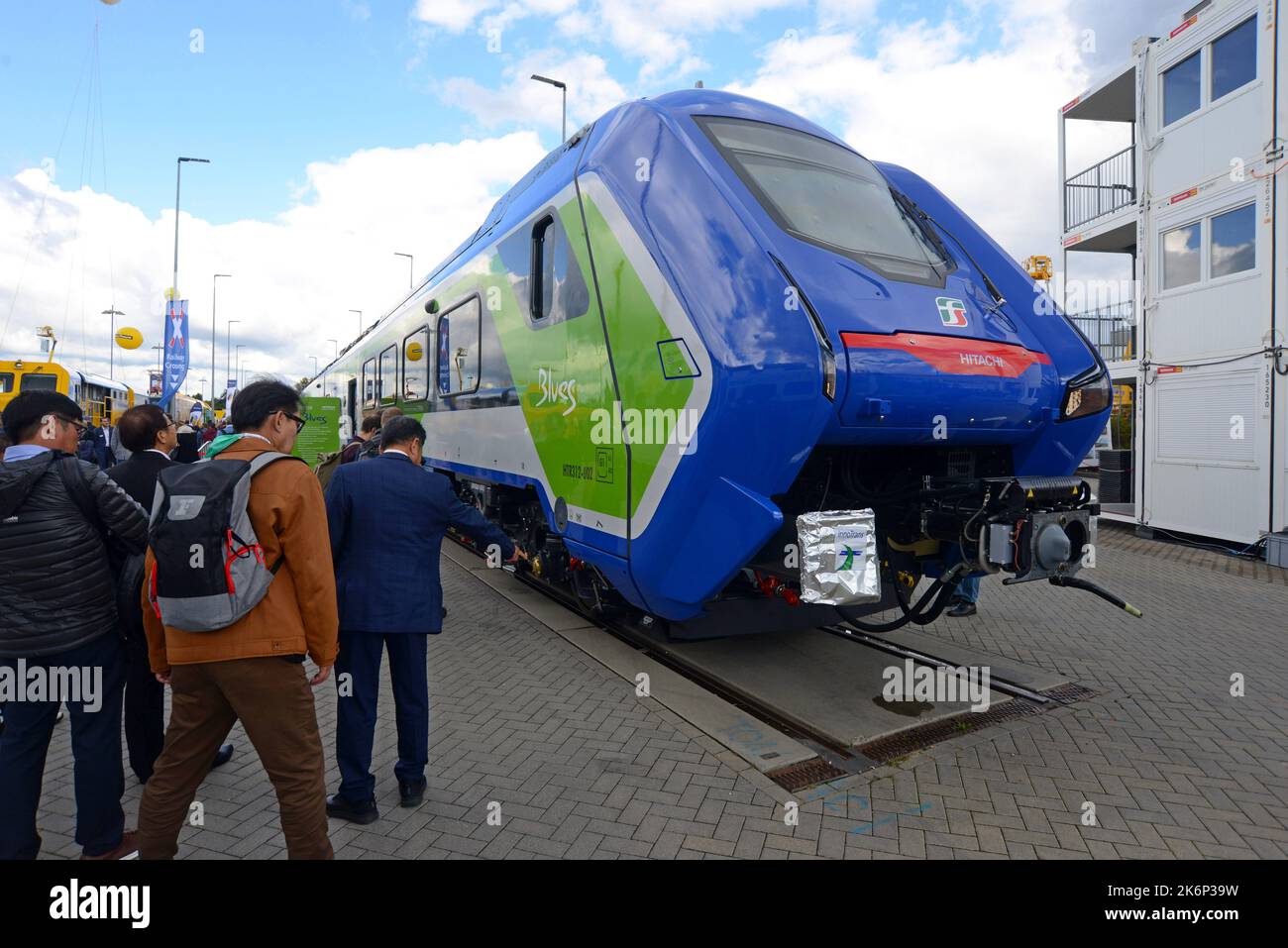 Hitachi built Tri mode battery electric diesel "Blues Train" for ...