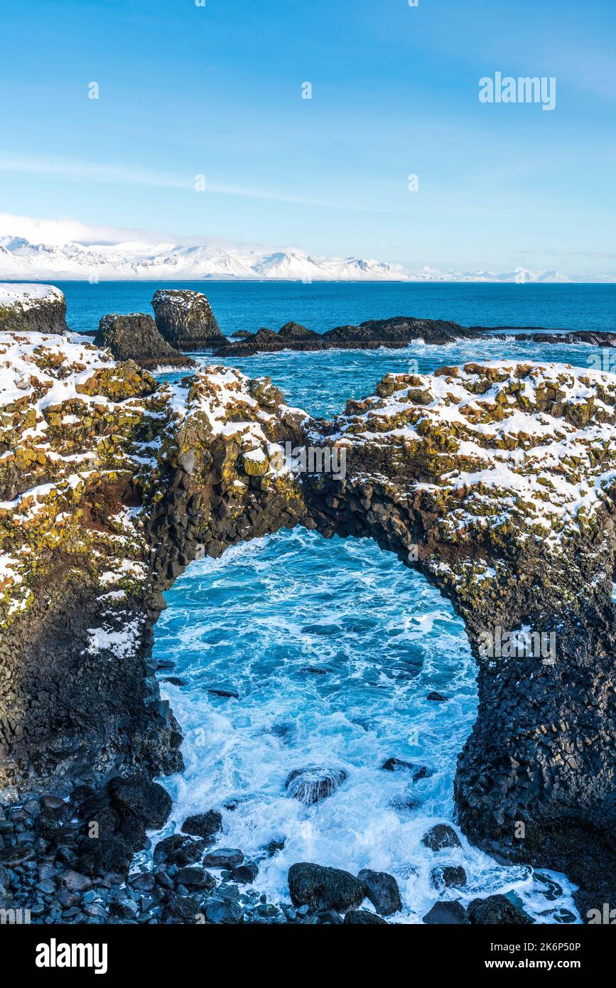 Gatklettur hellnar arch naturally hi-res stock photography and images ...