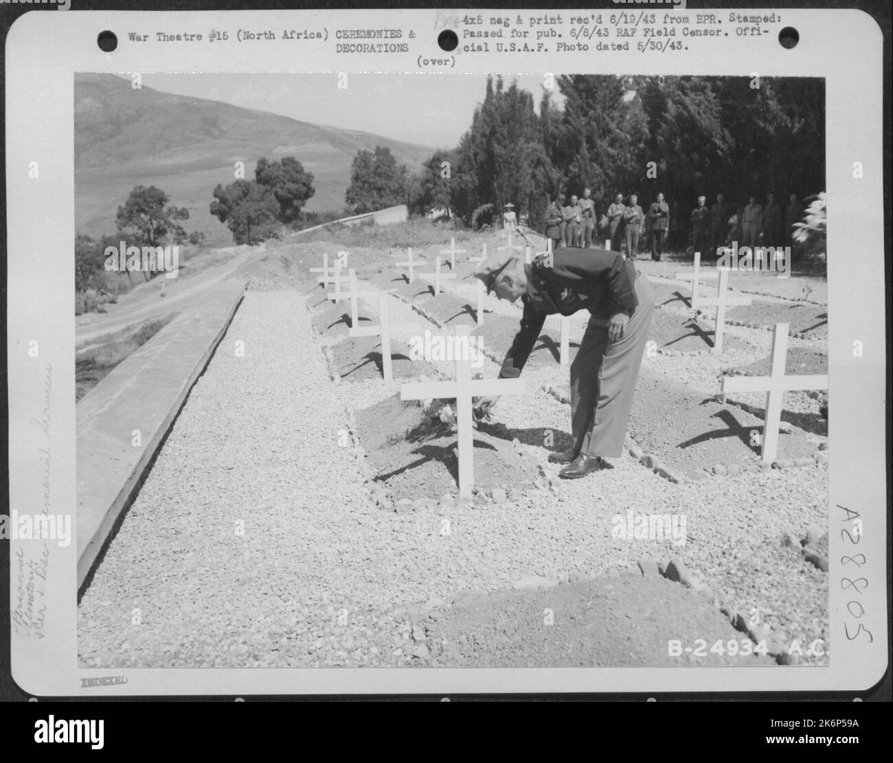 Lt. Gen. Carl Spaatz places wreath on grave of one of the unknown ...