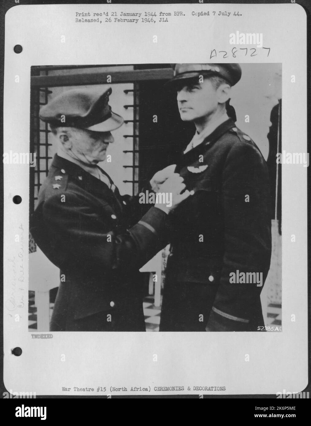 Lt. Col. Pierpont Hamilton receiving Congressional Medal of Honor from ...