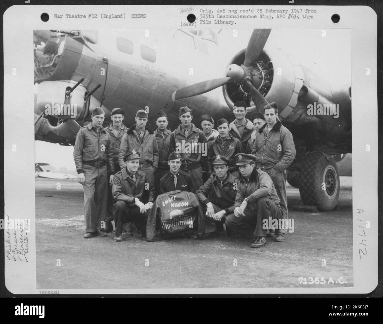 Lt. Horton'S Ground And Combat Crew Of The Boeing B-17 'Chaff Wagon ...