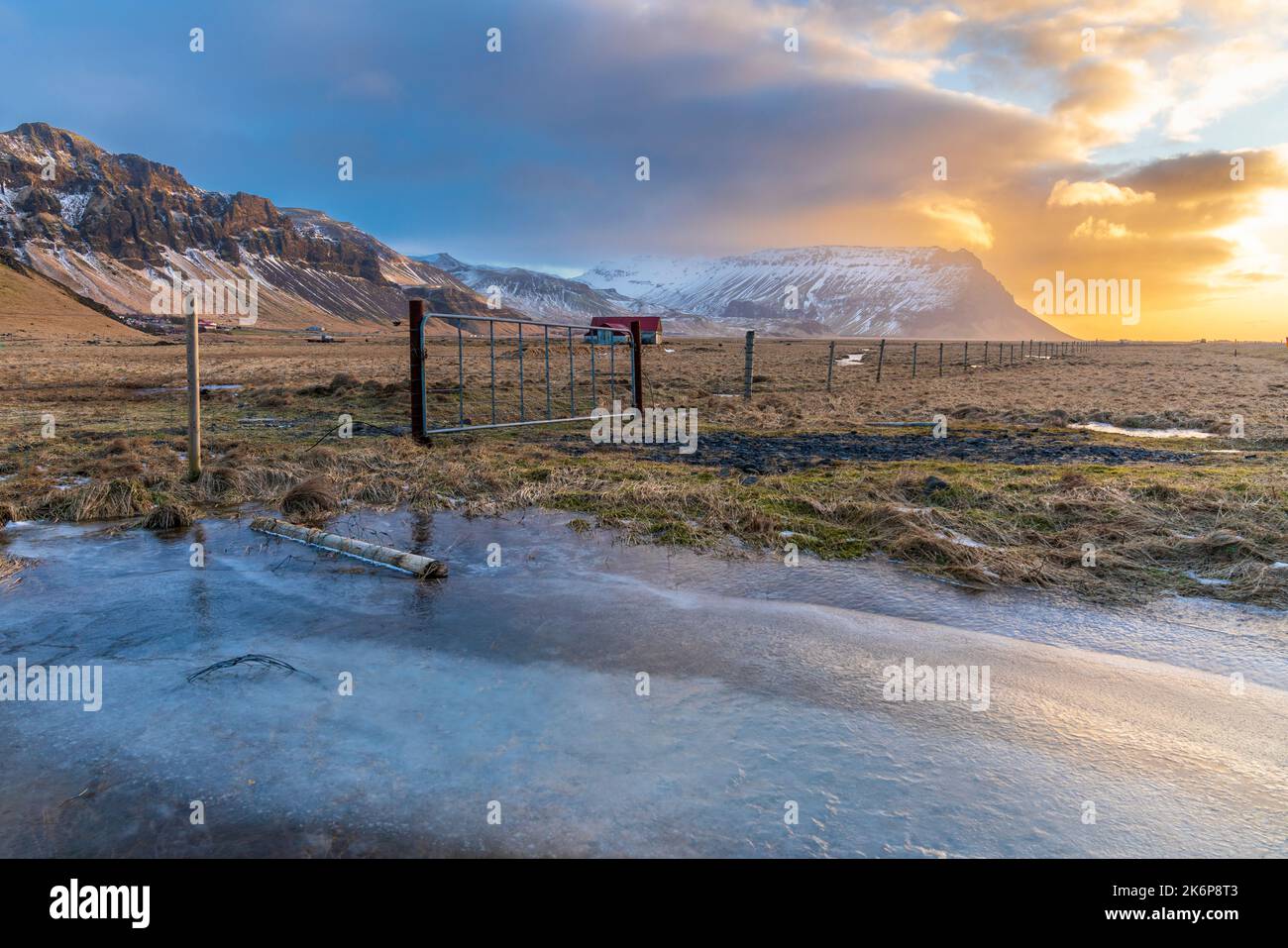 Winter Icelandic Road Trip beatween Seljalandsfoss and Skogafoss ...