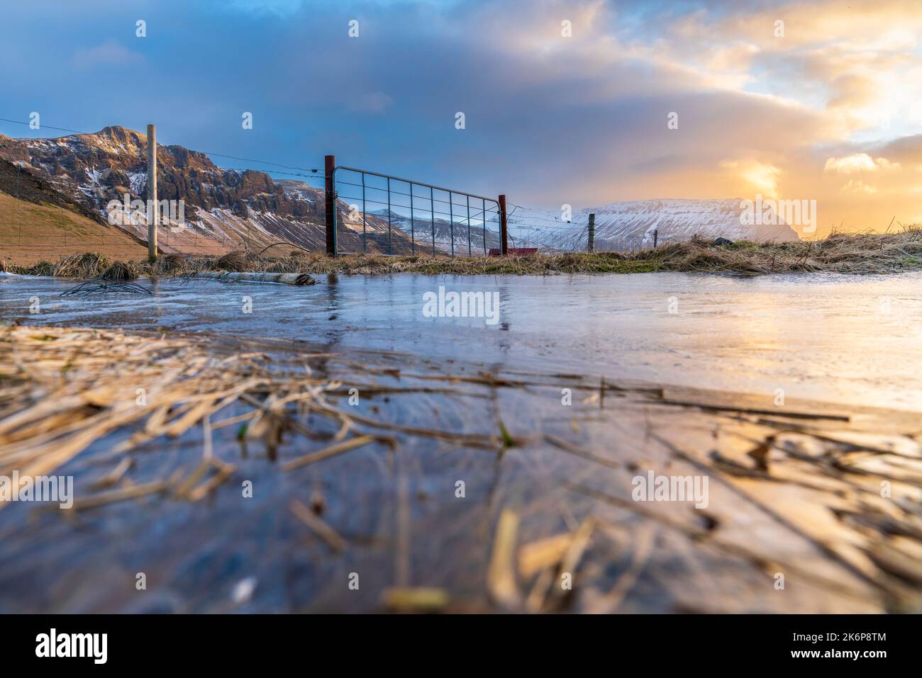 Winter Icelandic Road Trip beatween Seljalandsfoss and Skogafoss ...