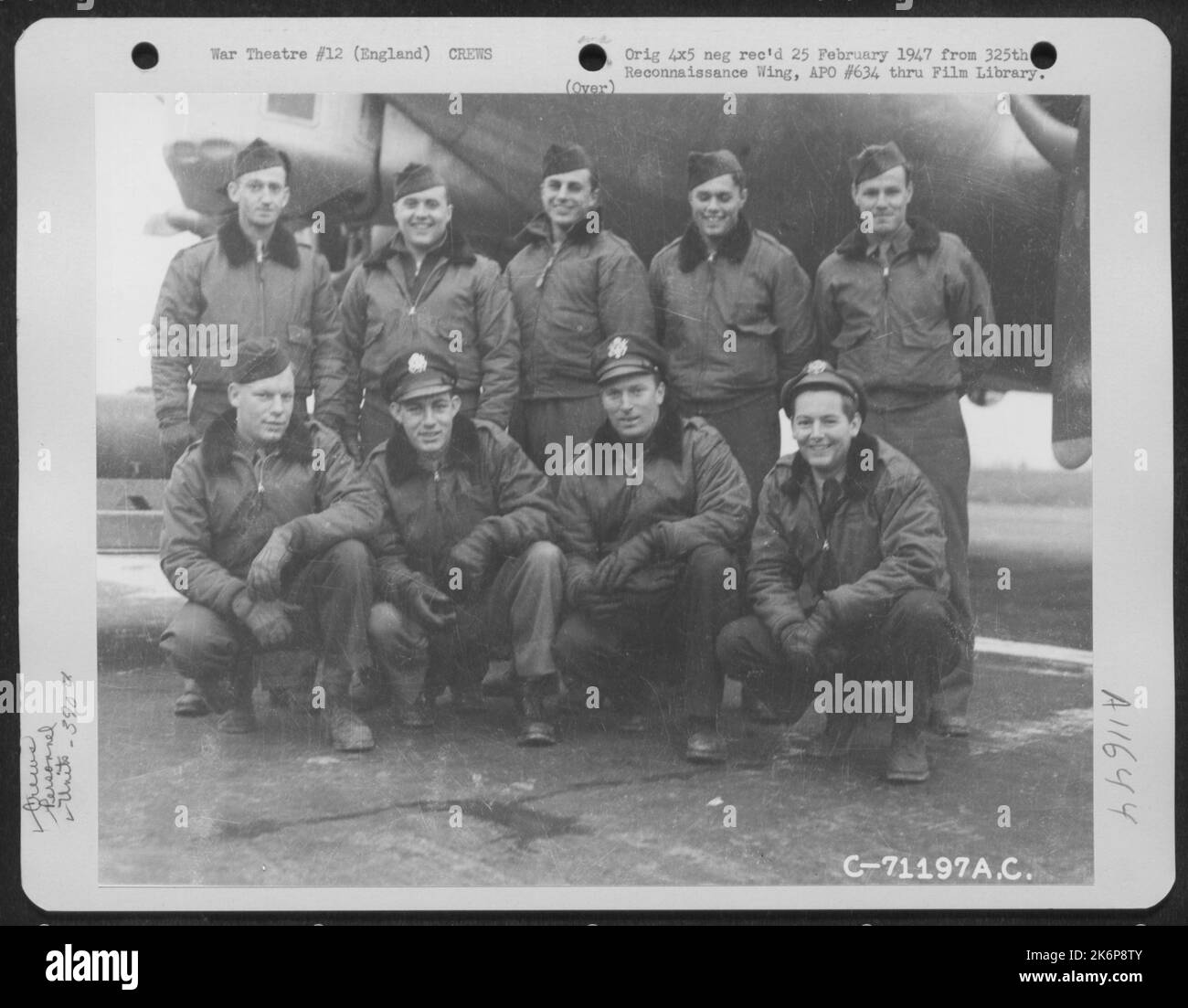 Lt. Mcguire And Crew Of The Boeing B-17 "Flying Fortress" Of The 390Th ...