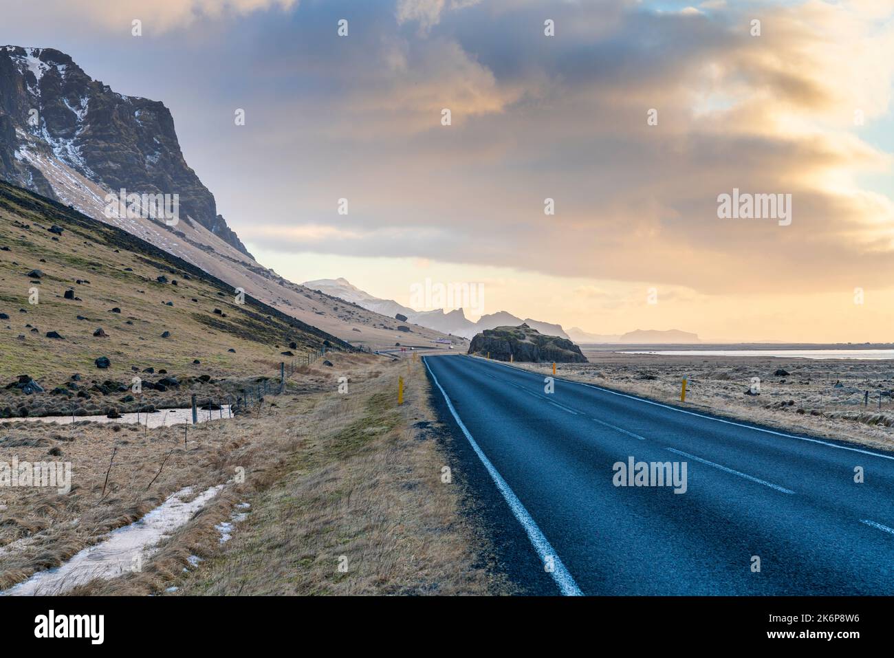 Winter Icelandic Road Trip beatween Seljalandsfoss and Skogafoss ...