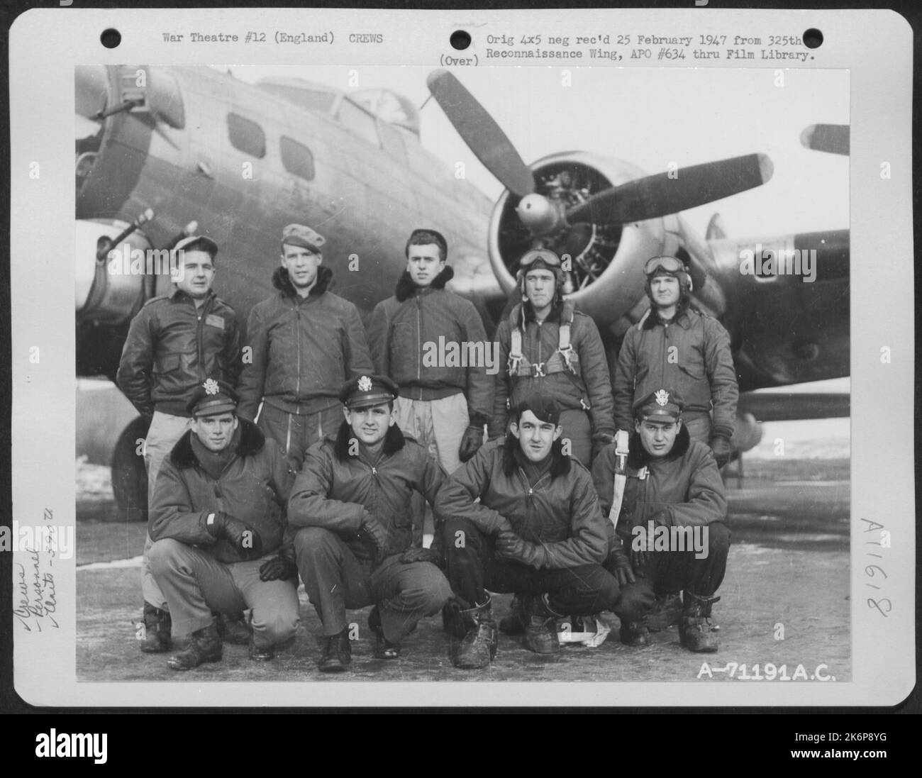 Lt. Steele And Crew Of The Boeing B-17 "Flying Fortress" Of The 390Th ...